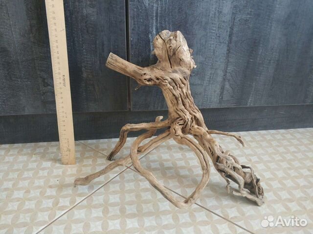 Коряга в аквариум