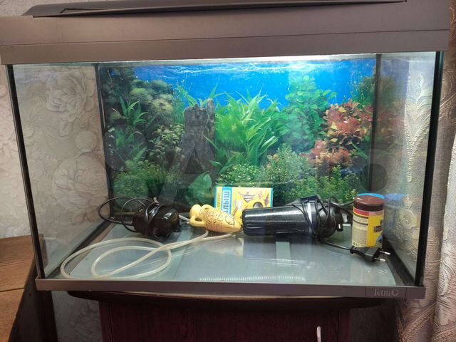 Аквариум с тумбой